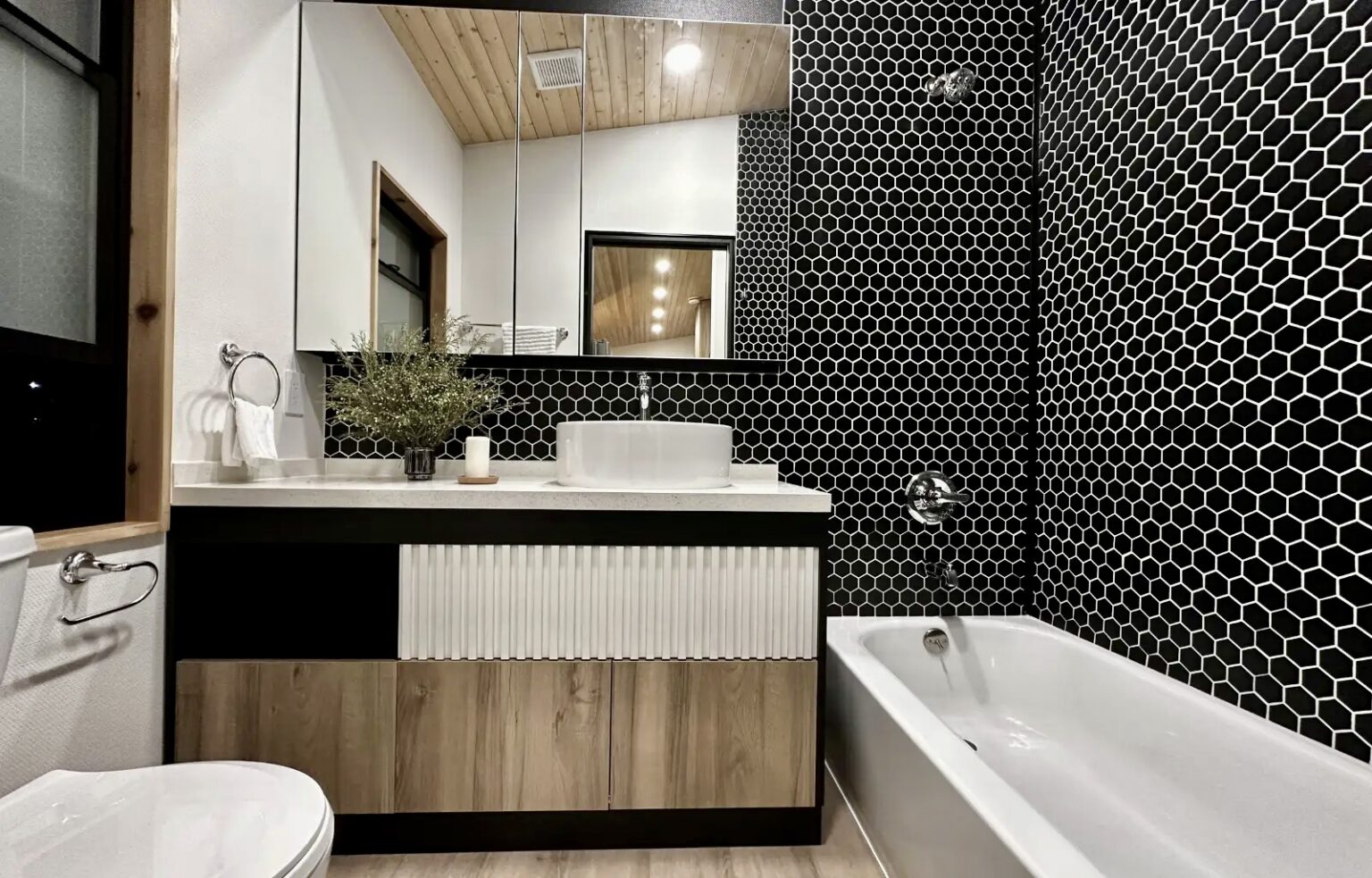 CLEVER S 220 - California Backyard Homes