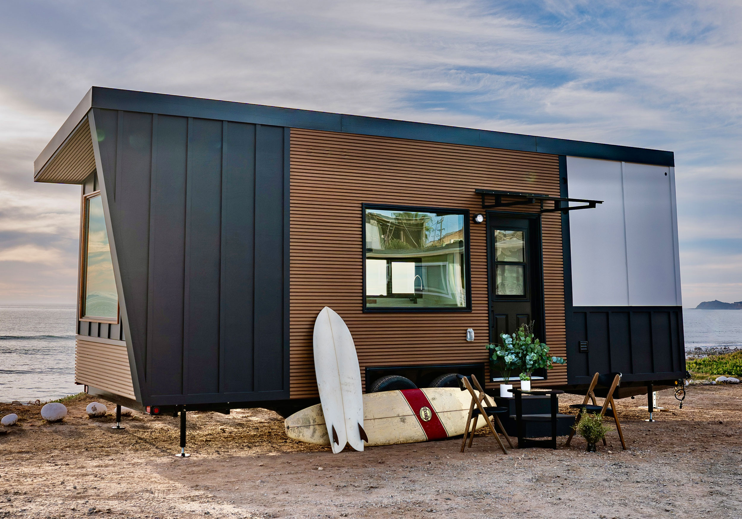 California Backyard Homes - Tiny Houses & ADU - Los Angeles